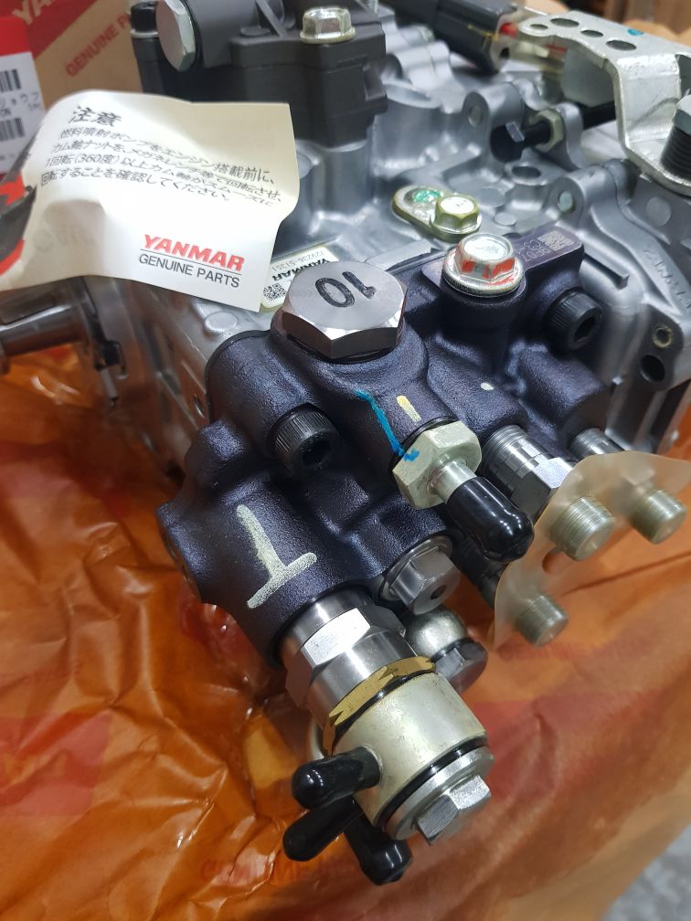 Injection pump yanmar 729236-51351 / with yanmar 119233-77932 ...