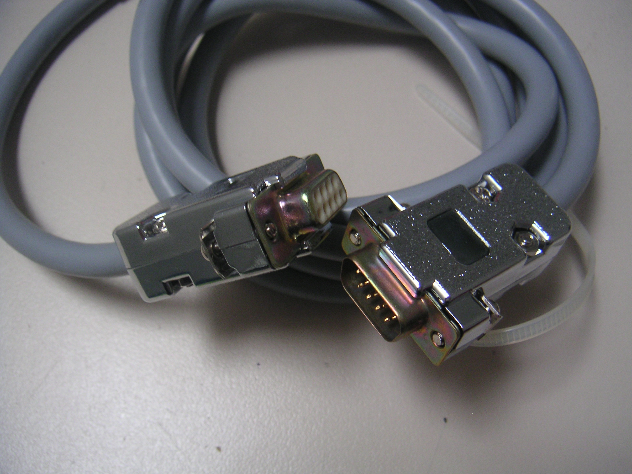 Cable connexion pc - modem gsm lovato 51c3